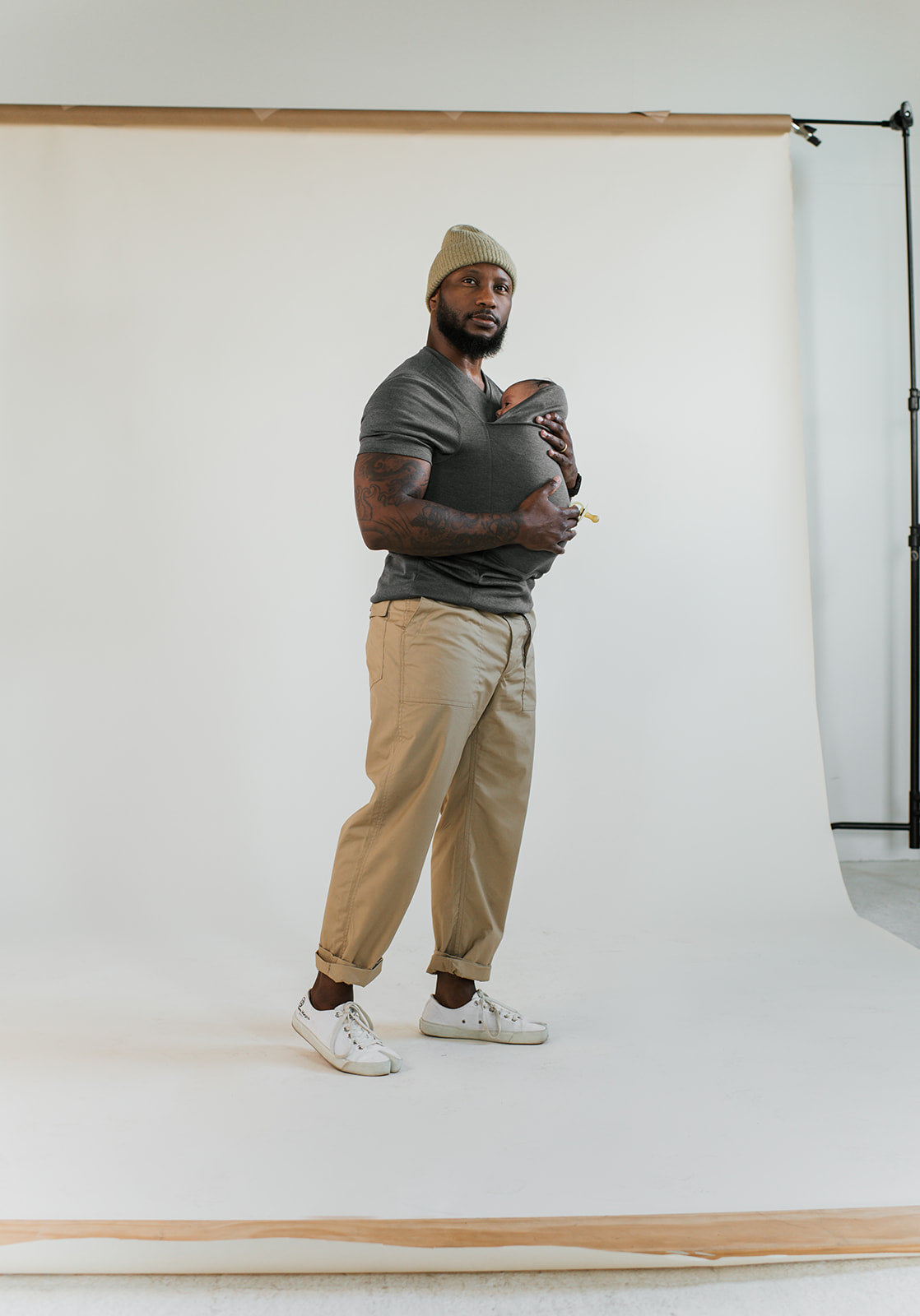 Lalabu Dad Shirt | Original Babywearing T-Shirt with Kangaroo Pouch ...
